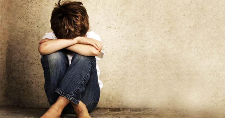 What Is Toxic Parenting? 7 Vital Signs Of Toxic Parents